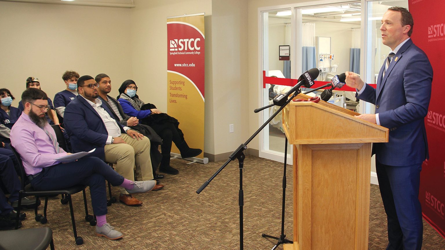 STCC Celebrates Opening of Workforce Development CNA Laboratory ...